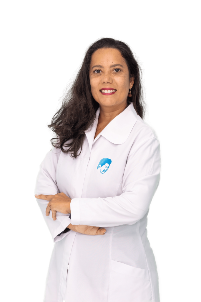 Karine Jones Brito - Clínicas Erasmo Neto